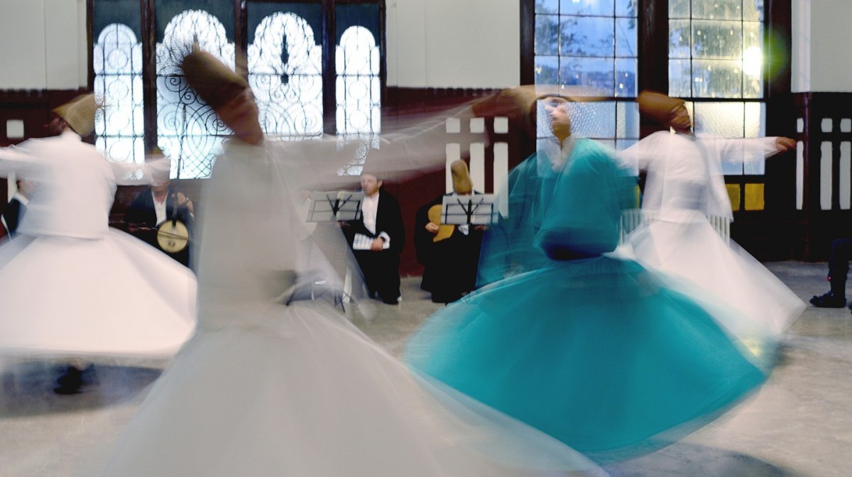 The Sufi Mystical Prayer Dance – The Whirling Dervish | Anna's Musings ...